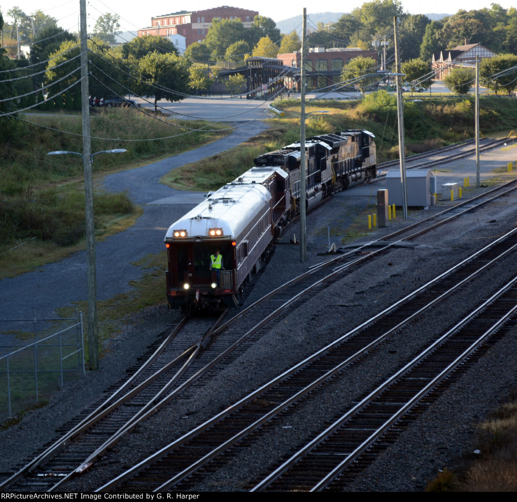 NS research train 94G move toward the main to begin its trek south from Lynchburg.